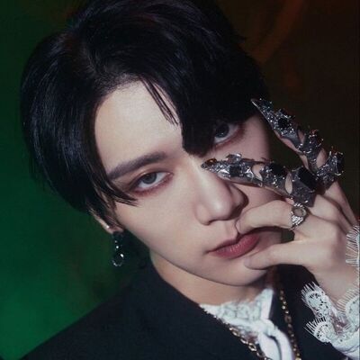 เจ้าเเม่เกล็ดมณี |taeten: ฟิค Boy Love (แชท)