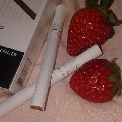 (SF) Strawberries & Cigarettes : ( wenjoy ): ฟิค Girl Love (บรรยาย)