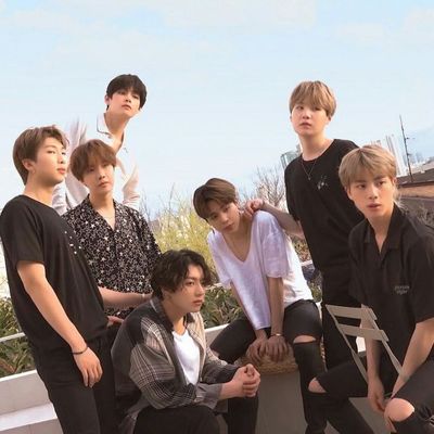 BTS 7 X YOU ¥] #ยอมโง่เพื่อเธอ 💛💜🖤🧡💚💙 : ฟิค Boy Love (บรรยาย)