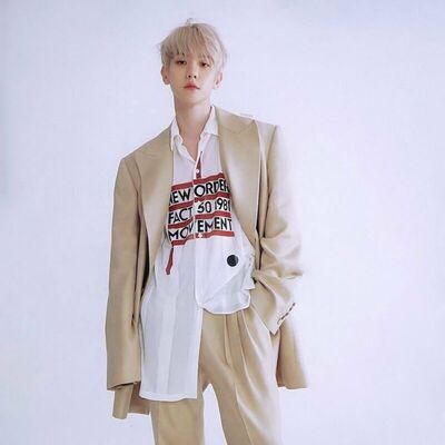 เธอขา || 2baek: ฟิค Boy Love (แชท)