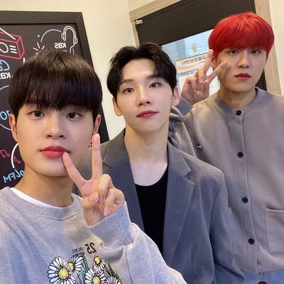 พี่อัฐลูกสอง #ดงอุง: ฟิค Boy Love (แชท)