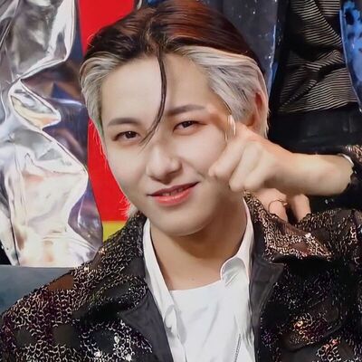 pretty | all renjun: ฟิค Boy Love (แชท)