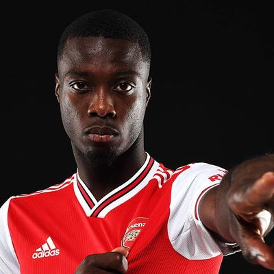 สถิติที่น่าทึ่งของ นิโกลาส เปเป้ (Nicolas Pepe): สัพเพเหระ